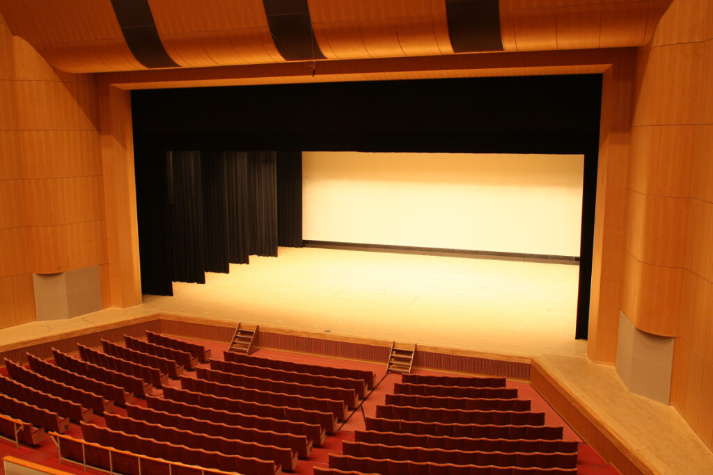 大ホール | YCC県民文化ホール（山梨県立県民文化ホール）